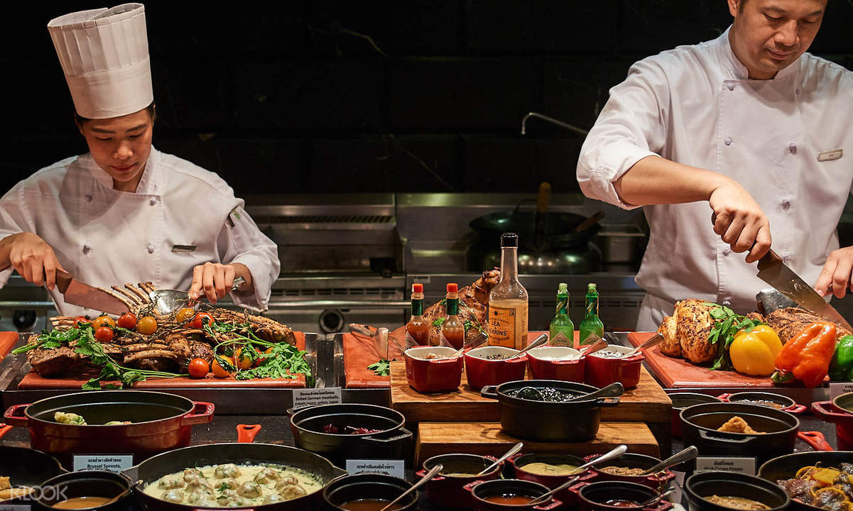 International Buffet Dinner at The Dining Room Buffet at Grand Hyatt ...